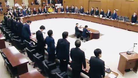 深夜に及ぶも【新年度予算案 衆院を通過 年度内成立へ】 2ページ目 Togetter トゥギャッター