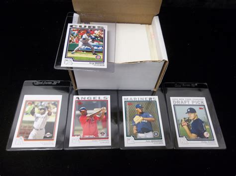 Lot Detail Topps Traded Baseball Complete Set Of With Bonds Send Away Card