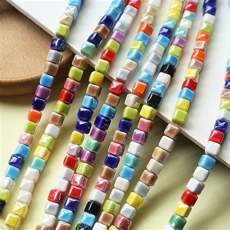 사탕 색과 사각형 세라믹 비드 6mm 30pcs 의 고품질 사탕 색과 사각형 세라믹 비드 6mm 30pcs