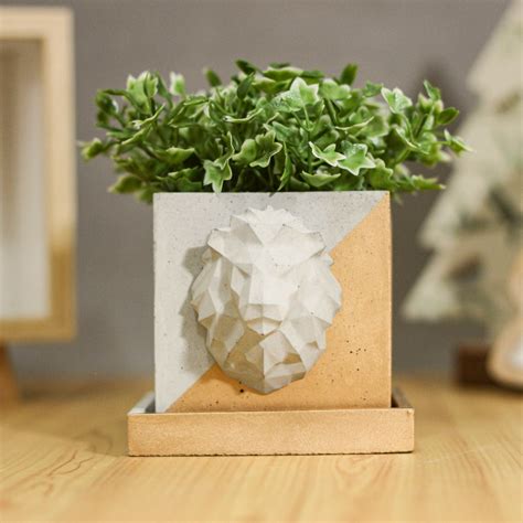 【交換禮物】3吋 工業風 獅子 水泥盆 三吋 盆栽 花盆 盆器 多肉 室內植物 辦公室 植物 動物 華麗 古典 蝦皮購物
