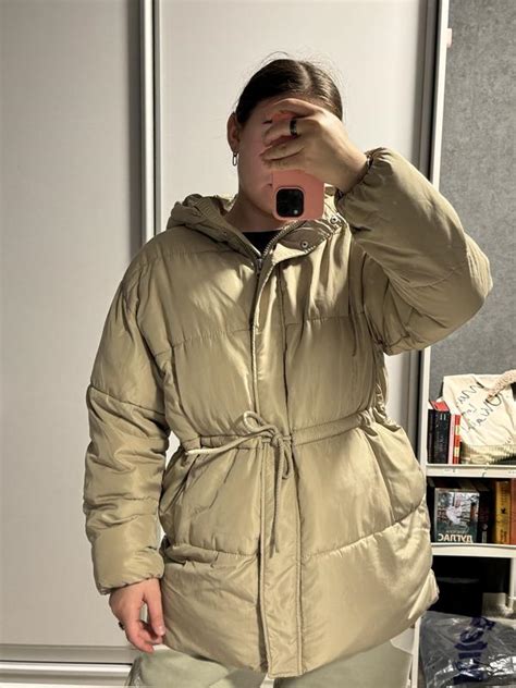 Куртка Hm — ціна 900 грн у каталозі Пуховики Купити жіночі речі за доступною ціною на Шафі