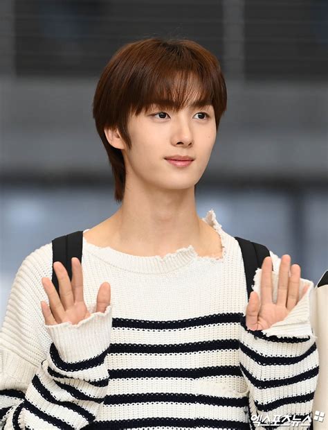 투어스 영재 훈훈 비주얼[엑s Hd포토]