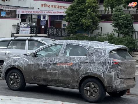Tata Nexon Facelift New Thing Spied Motoroctane