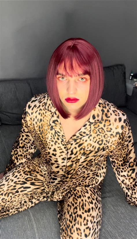 Tiggers R Pnwcrossdressing