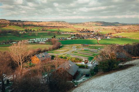 Luxury Lodge With Private Jacuzzi And Hot Tub Luxury Lodges Wales
