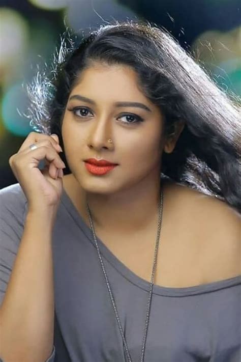 Anumol Wiki Biography Age Gallery Spouse And More