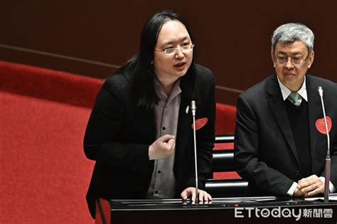 數位部300約聘當網軍？ 唐鳳揭：佔比12％處理外敵都來不及了｜股市爆料同學會