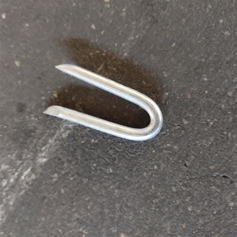 Small Galvanized U Shaped Bend Nails For Artificial Grass For Sale
