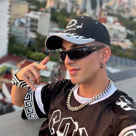 Eric Solis Eric Solis • Threads Say More