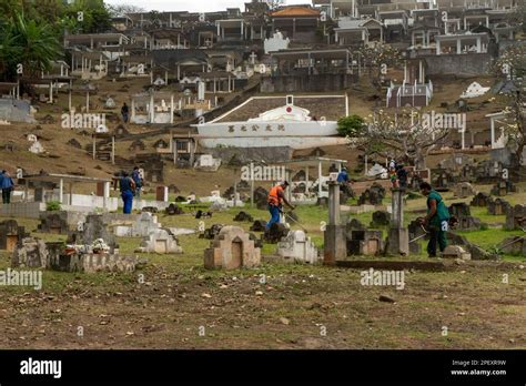 Chinese Graveyard In Tahiti Stock Photo Alamy