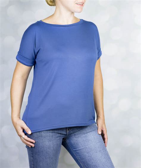 Retired Zoe Knit Relaxed Cut Top With Scoop Neck And Rolled Sleeves
