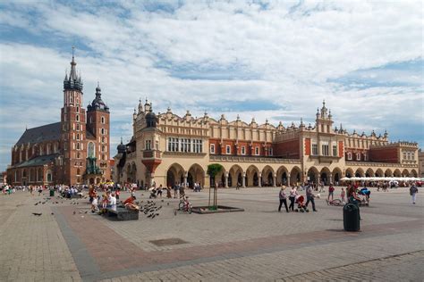 Kto przyjeżdża na wakacje do Polski Nasz kraj podbija serca