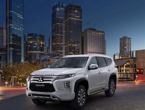 Mitsubishi Pajero Sport Dakar 4x4 2023 Luncurkan Model Terbaru 2024