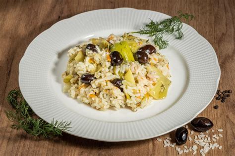 Праз с ориз и маслини Кулинарни Магазини ХИТ Русе