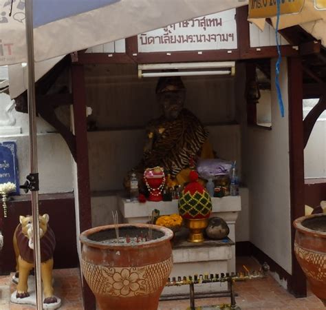 วัดเล่าเรื่องพระนางจามเทวี 1 วัดพระธาตุดอยคำ Pantip
