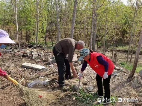 泰安祝阳镇志愿者助力环境卫生整治乡村活动服务