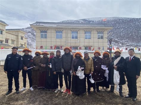 德格县：法律进乡村 服务农牧民群众 藏地阳光新闻网