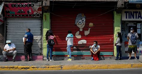 Pese A Semáforo Rojo Habitantes De Ecatepec Desafían Al Covid 19 Infobae