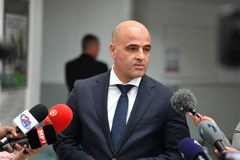 Депонираната оставка на Ковачевски е примена од Пендаровски може да почне формирањето на