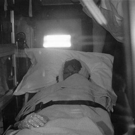 Michael Jackson Burns His Hair