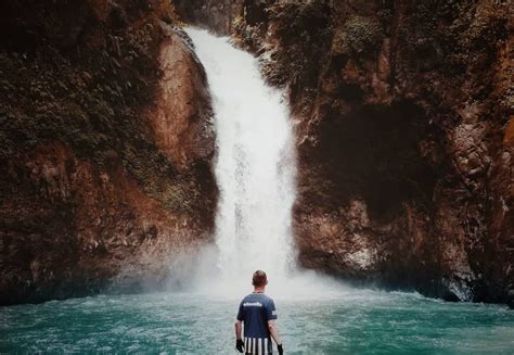 Keindahan Air Terjun Indonesia Curug Bandung Earthianos