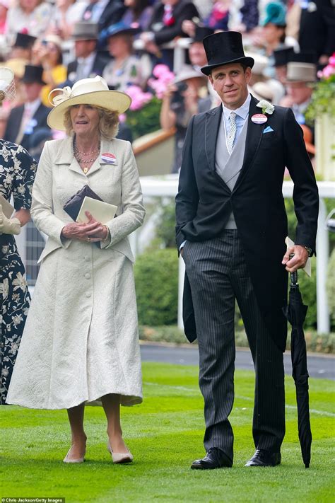 Royal Ascot 2023 Glamorous Racegoers Arrive For The First Day At Queen