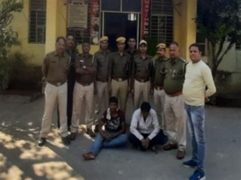2 Accused Arrested Stolen Goods Recovered रेलावन में दुकान पर हुई
