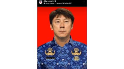 Viral Meme Shin Tae Yong Pakai Seragam Pns Disetujui Ridwan Kamil