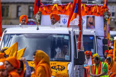 Vaisakhi Sikh Parade 2016 Yorkshirelive
