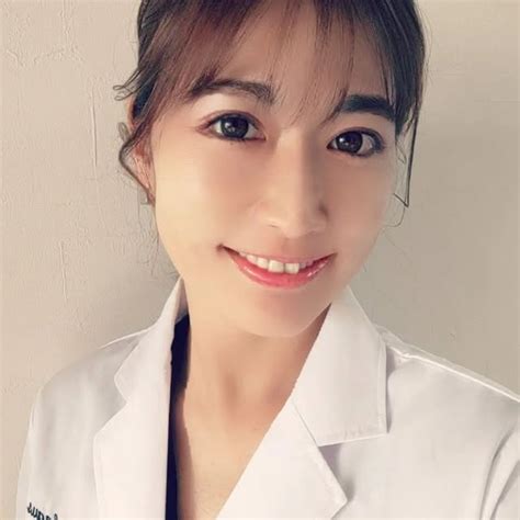 フェムケアって広まってきてるけど、デリケートゾーンボディソープで洗ってる人いない？ あと、この前いたのは、洗顔ソープならまだいいと思って～って