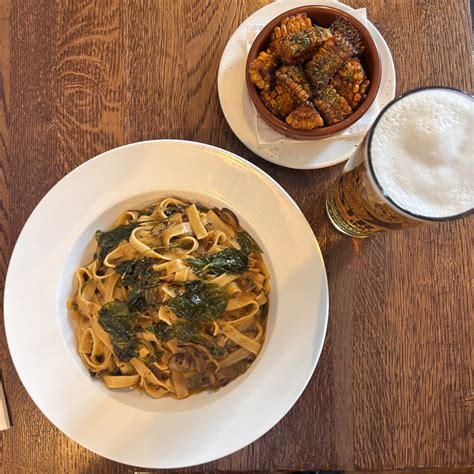 Food Passage House Inn