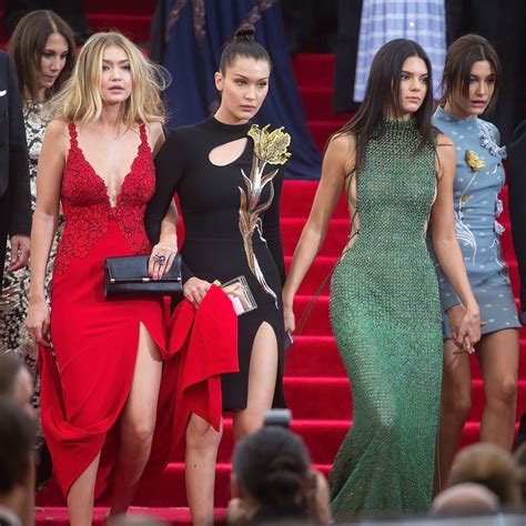 Gigi Hadid Bella Hadid Kendall Jenner And Hailey Baldwin 2015 Met Gala Pictures