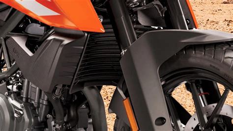 معرفی موتورسیکلت کی‌تی‌ام 250 ادونچر مدل 2021 Bamair