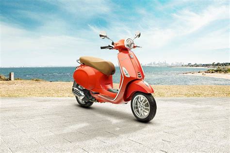Vespa Primavera PICNIC 150 I Get ABS Daftar Harga Promo Spek Galeri