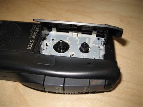 Olympus Pearlcorder S 701 Handheld Micro Cassette Voice Recorder