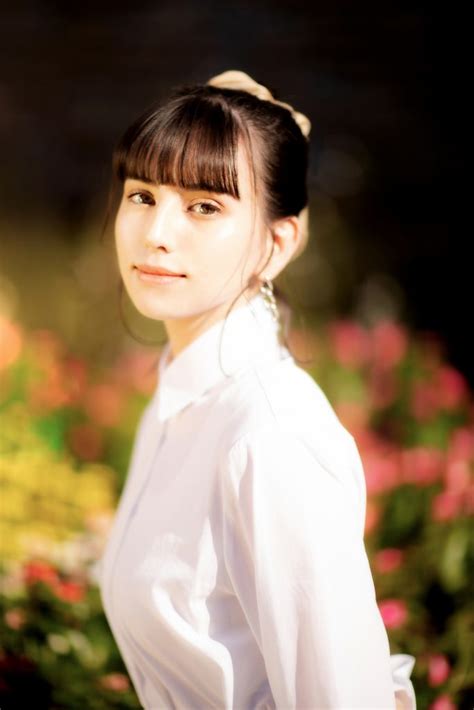 Biography Anna Universal Music Japan