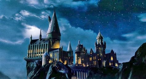 Hogwarts anuncia sus clases en línea y gratis Cine PREMIERE