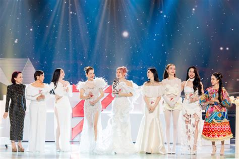 Chị đẹp đạp Gió Rẽ Sóng Hồng Nhung Không Có Trong Top 7 Chung Cuộc