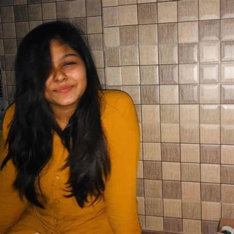 Dhruva🌸 (@dhruvi_224_) • Threads, Say more