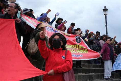 Perú 3 Claves Para Entender La Escalada De La Crisis Y La Violencia Tn