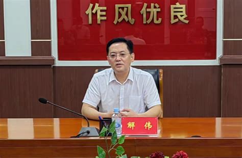 校党委副书记解伟一行走访慰问驻焦部队 河南理工大学新闻网