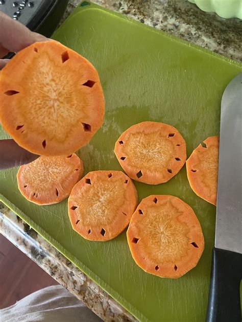 Gerlee💞 On Twitter Лууван яагаад ийм болдын бол нүхтэй юм