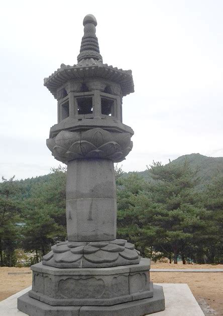 발해석등 불교조각
