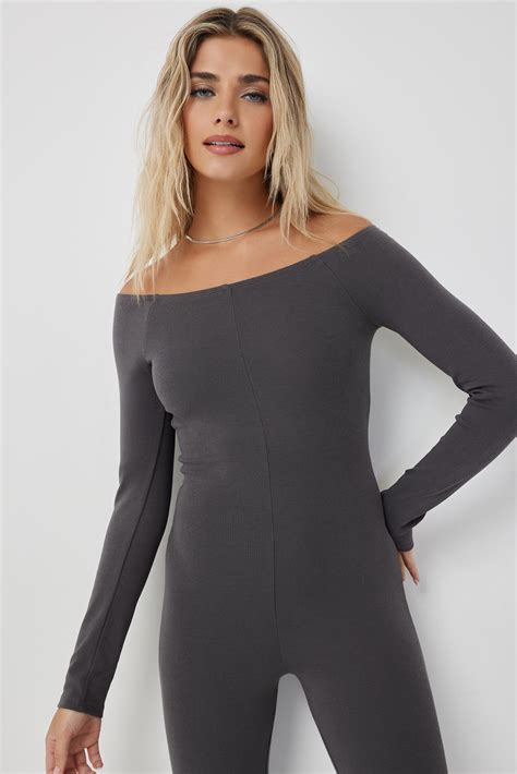 Fitted Long Sleeve Jumpsuit Ardene
