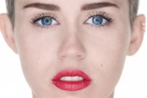 Hysterical Vine Miley Cyrus Wrecking Ball Parody