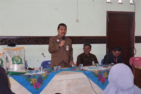 Edy Sujatmiko Motivasi Kpm Bansos Keluar Dari Garis Kemiskinan