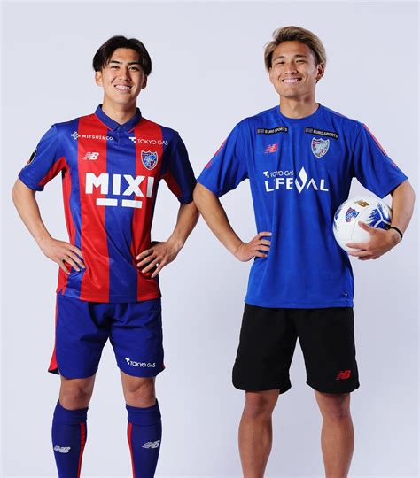Fc東京【公式】 東京が熱狂 On Twitter 🔵🔴 寺山翼 選手も一緒に🤝🔵🔴 寺山翼 安斎颯馬 松木玖生