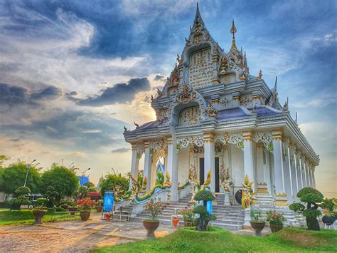 วัดสุทธาวาส วิปัสสนา ในเมืองอำเภอลาดบัวหลวง