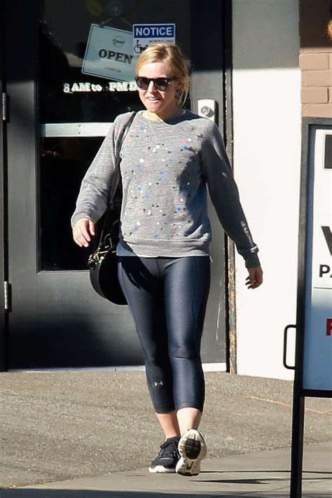 Kristen Bell In Tights 07 Gotceleb