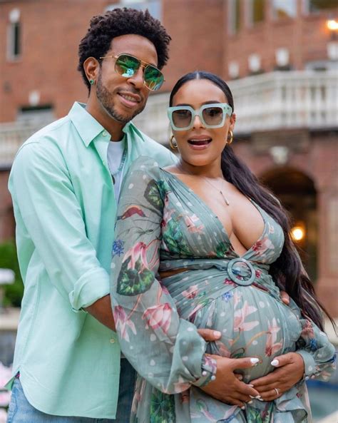 Ashley Graham Wants To Cancel Mom Shaming Artofit